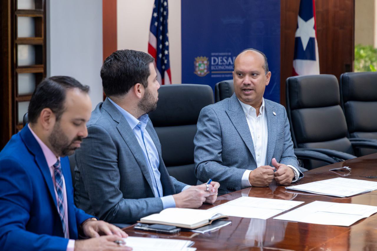 Reunión - Hon. Sebastián Negrón (2 de diciembre de 2025) 01 - Colegio ...